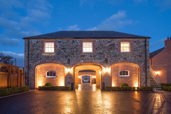 Disadvantages of Coach House - Emerald Life